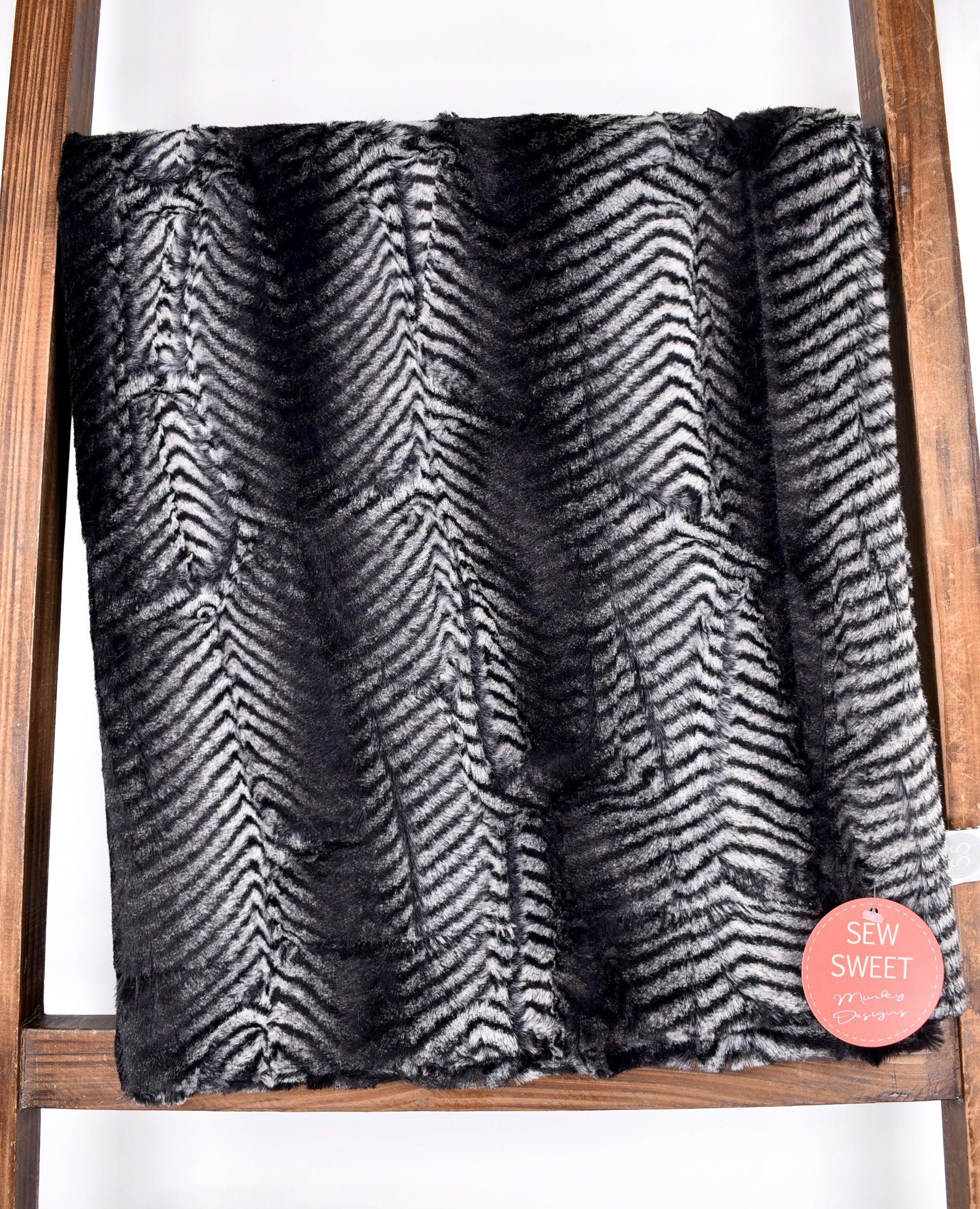 Baby Minky Blanket – Sew Sweet Minky Designs